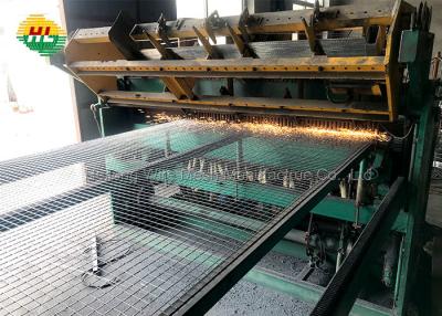 China 1 4 Inch Welded Wire Cattle Panels 4x4 Mesh Openings with Solid Structure for sale