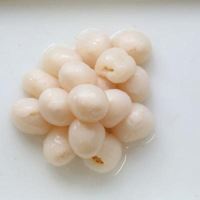 China Factory Price Premium Canned Lychee Whole in Light Syrup for sale