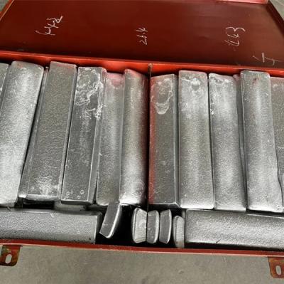 Cina HB7264-96 Rectangular AlAg10% Silver Master Alloys For Aluminium Melting Additive in vendita