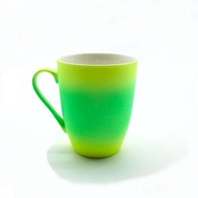China Verglaasde de Gradiëntkleur Porter Coffee Cup For Cappuccino van Logo Printed 11oz Te koop
