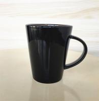 China 16 oz Black Glazed V-Shape Ceramic Large Coffee Mug 450ml Microwave Safe for sale