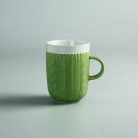 China 9oz Two Tone Cable Knit Embossed Ceramic Coffee Mug New Bone China 30 Days Delivery for sale