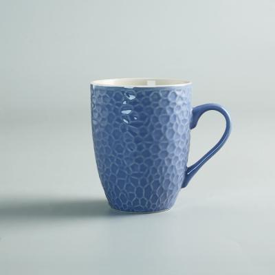 Cina Tazza impressa sollievo ceramico lustrata variopinta del favo delle tazze in vendita