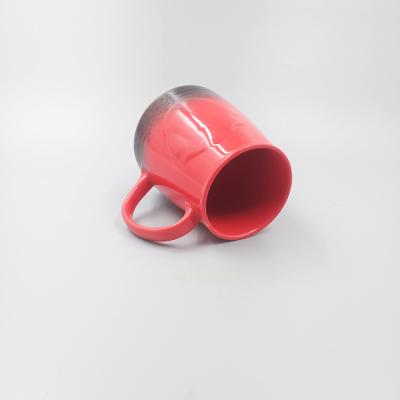 China 20oz de in reliëf gemaakte Rode Verglaasde Steengoedkoffie overvalt Grote Capaciteit Te koop