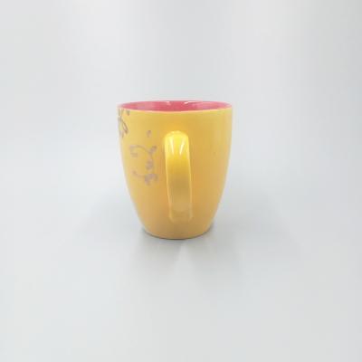 Cina La BV ha certificato il doppio colore delle tazze da caffè alte 10cm gialle del gres in vendita