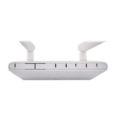 China Ethernet 4G CPE Router LTE CAT4 WIFI 4 Hotspot WAN LAN XRC5241 for sale