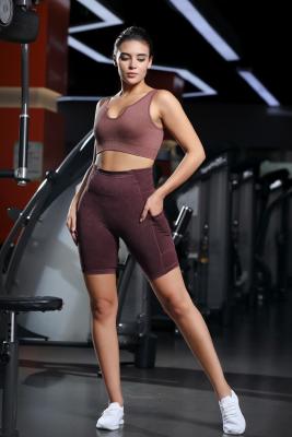 China Ondersteunende brede schouderbanden Yoga sport beha voor gym en straatkleding Te koop