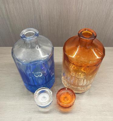 中国 ウィスキー ウォッカ ジン 500ml 容量 マウンテンデザイン スプレーキャップを含む 販売のため