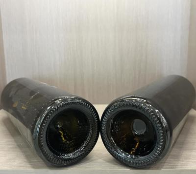 Cina Frutta rossa chiara Bordeaux Rotonda Bottiglie di vino da 750 ml con tappi di sughero Bevande industriali in vendita