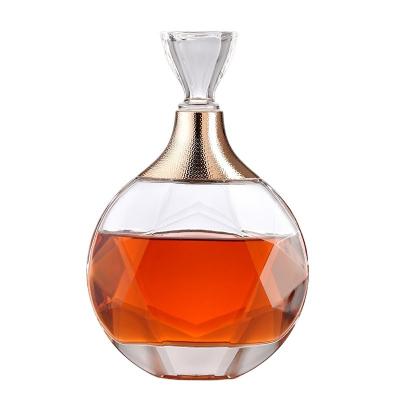 Cina Materiale del corpo Vetro 500 ml Bottiglia di vetro sigillata per la collezione di brandy e whisky XO in vendita