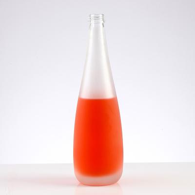 Cina 300 ml di 500 ml di bottiglia di vetro di vino a collo lungo per liquori rum OEM/ODM supportato in vendita