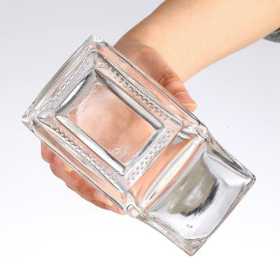 中国 コラー素材 グラス飲料 500ml 方形 透明 高白ガラス ワインボトル 販売のため
