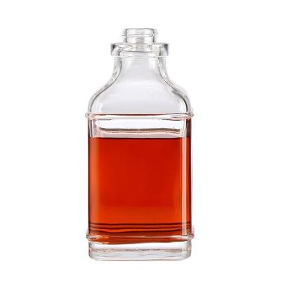 Cina Acceptabile Logo del cliente 750ml Quadrato Rotondo Vetro Bottiglia vuota di vino in colore personalizzato in vendita