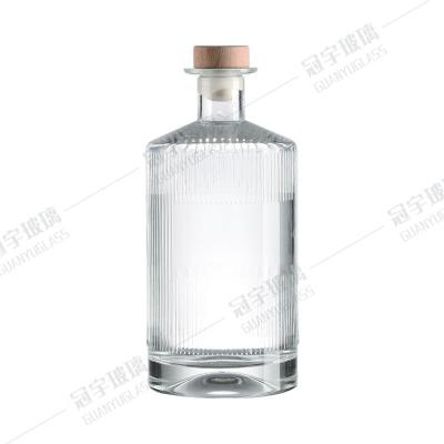 Cina Bottiglia in vetro con tappo spray 200 ml 250 ml 500 ml 700 ml 1000 ml per vino whisky brandy tequila gin in vendita