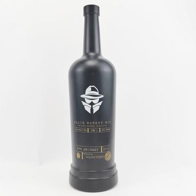 Китай Стеклянный воротник Мат черный Пустая водка бутылка джина с крышкой 500 мл 700 мл 750 мл 1000 мл продается