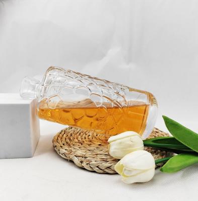 Cina Forma di moda Super Flint Brandy Spirits Vuoto Bianco Liquore Bottiglia di vetro Vodka Square in vendita