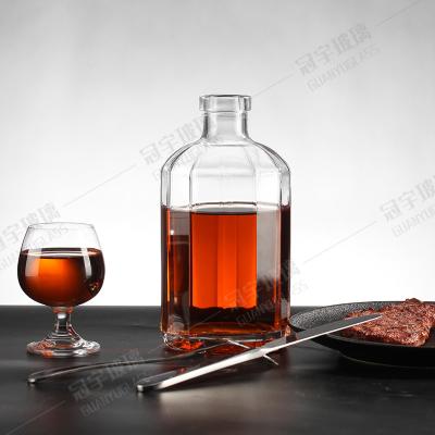 China Customized Long Neck Wine Clear Glass Bottle 700ml 750ml with Clear Cork Clear for sale