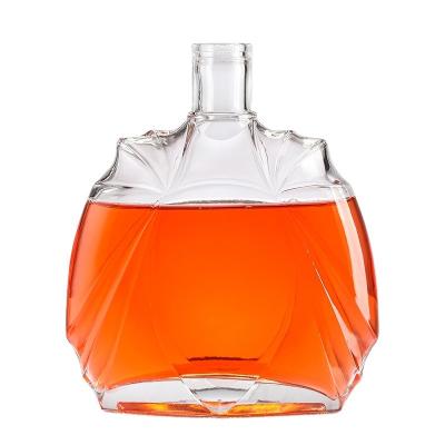 Cina Bottiglia di brandy in vetro eco-compatibile Bottiglia di vetro trasparente piatta per brandy XO in vendita