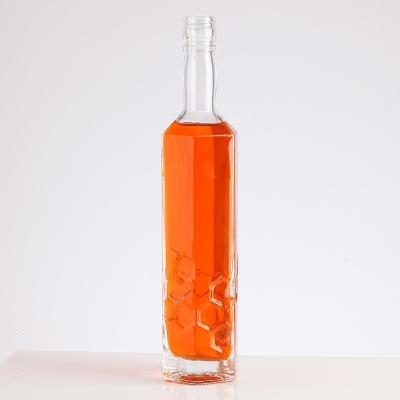 Cina Bottiglie di vino di vetro per rum Bourbon Vodka Tequila Vecchia bottiglia di vetro di liquori artigianali in vendita