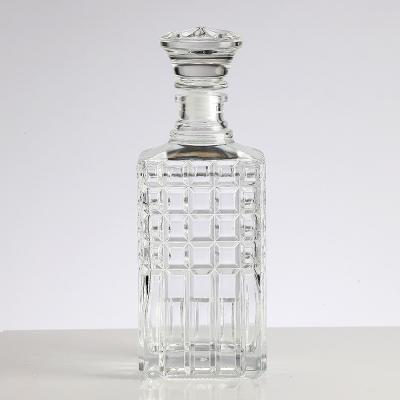 China 500 ml 750 ml heldere glazen fles voor Whisky Brandy Vodka High End Luxe Cork Sealing Te koop