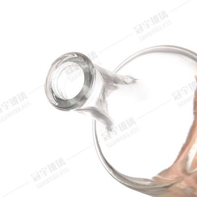 Cina Bottiglie in vetro di tipo vino con tenuta di sughero personalizzabile per imballaggi di liquori in vendita