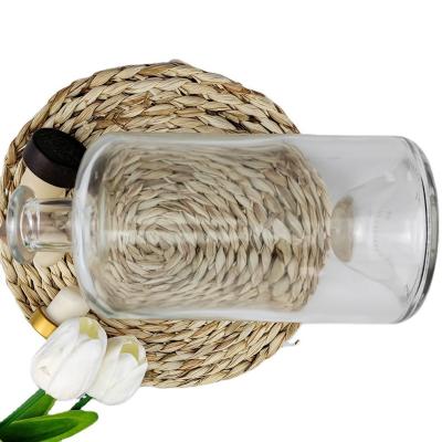 Cina Logo del cliente accettabile 500 ml di brandy chiaro whisky vuoto bottiglia di vino con sughero in vendita