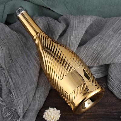 Cina Materiale del colletto di vetro 750 ml Bottiglia di vetro di champagne con finitura elettroplata e sughero in vendita