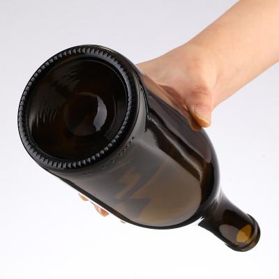 Cina Bottiglie di champagne di 750 ml in vetro nero matt con requisiti specifici dei clienti in vendita