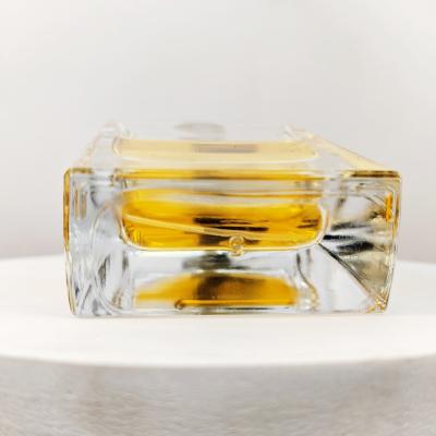 Cina Bottiglia di profumo in vetro piatto quadrato 50ml 30ml 100ml Bottiglia vuota con scatola design elegante in vendita