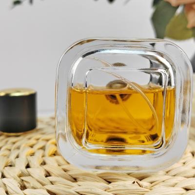 Cina Capacità 30 ml Bottiglie di vetro per profumi quadrati trasparenti con logo del cliente accettabile in vendita