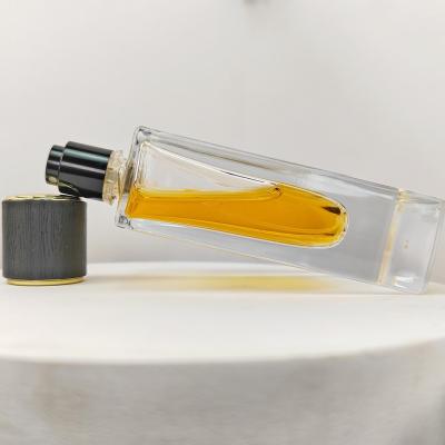 Cina Bottiglia di profumo da 50 ml con materiale di base in vetro e logo accettabile Logo del cliente in vendita