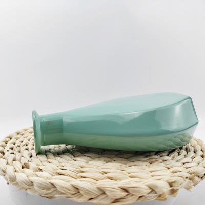 Cina Bottiglie di aromaterapia quadrate trasparenti di vetro piatto per uso domestico Bottiglia di vetro di aromaterapia in vendita