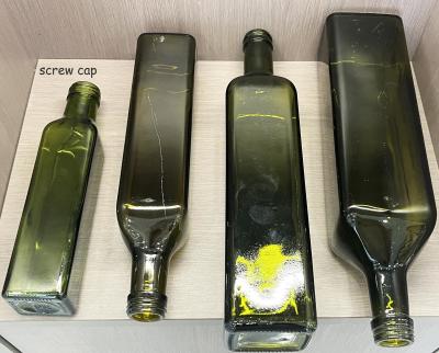 Cina 100 ml 250 ml 375 ml 500 ml 750 ml cilindro verde scuro bottiglie di vetro di olio d'oliva con tappo in alluminio in vendita