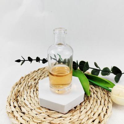 Cina Bottiglia di vetro per aromaterapia per prodotti domestici personalizzata di lusso Capacità 50 ml in vendita