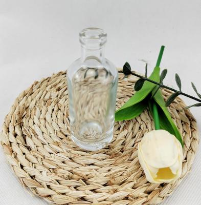 Cina Bottiglia di vetro per aromaterapia per prodotti domestici personalizzata di lusso Capacità 50 ml in vendita