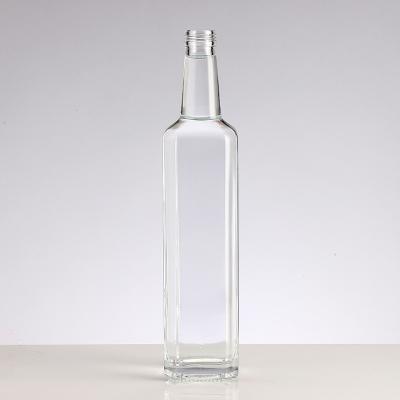 Cina Bottiglia di olio di vetro da 500 ml con materiale trasparente e logo personalizzato in vendita