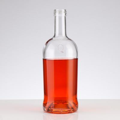 Cina 500 ml 700 ml 750 ml 1000 ml Bottiglia di vetro per liquori Vodka Gin Whiskey Materiale di base Vetro in vendita