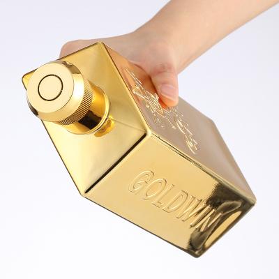 Cina Bottiglie di vino in vetro trasparente personalizzate 500 ml con tappo a prova di manomissione per il materiale del colletto del gin in vendita