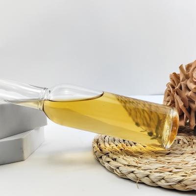 Cina Logo del cliente accettabile Colore chiaro Collo lungo Bottiglia di olio di vetro da 50 ml 100 ml con tappo di sughero in vendita