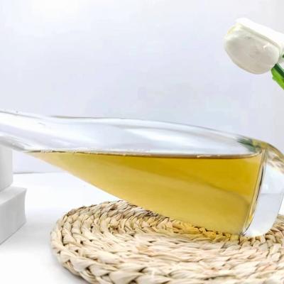 Cina 500 ml/750 ml Bottiglia di vetro per bevande Bottiglia trasparente personalizzata in vendita