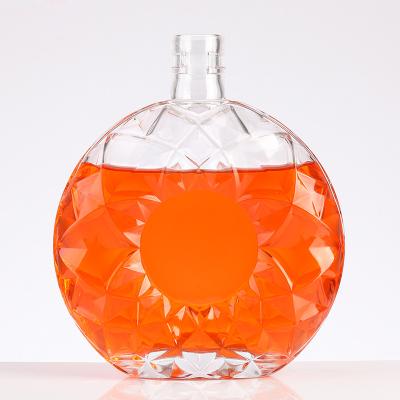 Cina Bottiglia di sughero di vetro trasparente per gin vodka vino liquido succo di birra bevanda liquore stampaggio a caldo in vendita