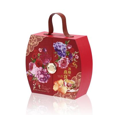 中国 Customized Shape  Luxurious Gift Box with Handle CMYK Color Cardboard Material Printing 販売のため