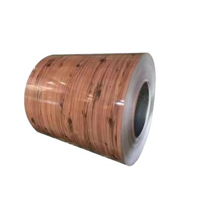 Cina ASTM A755 bobina di acciaio pre-dipinta a grano di legno utilizzata per la decorazione di pareti interne in vendita