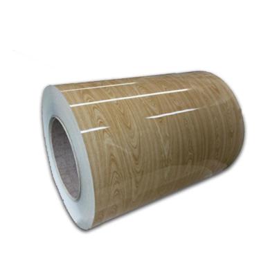 Cina Coil in legno di verniciatura in legno di verniciatura in legno di verniciatura in poliestere a colori da 0,5x1000 mm in vendita