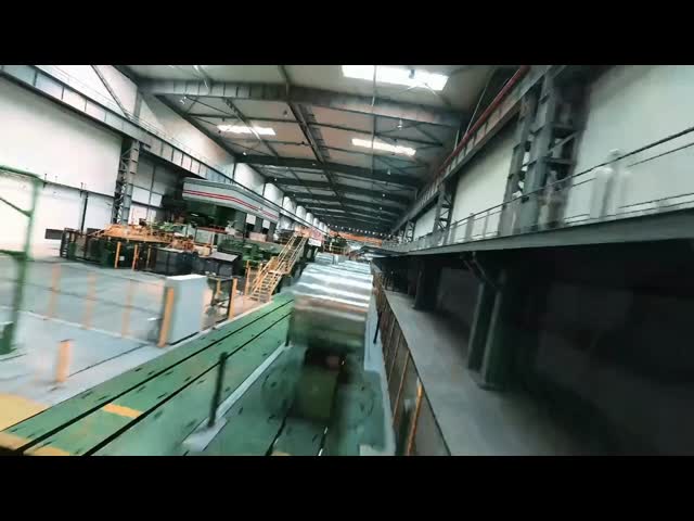 Laboratorio di produzione di lamiere di bobina di alluminio 2
