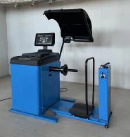 China Compact Automatic Wheel Balancing Machine Auto Tire Balancing Equipment for sale