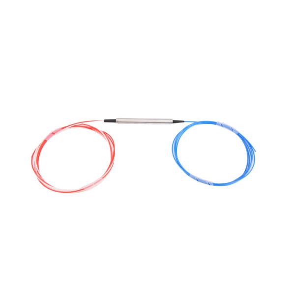 Circolatore ottico ad alta efficienza a 3 porte con bassa perdita di inserimento per applicazioni a 1310 nm o 1550 nm