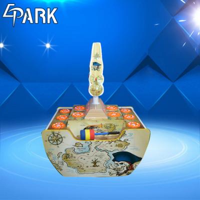 中国 2台のプレーヤーの硬貨によって作動させるアーケード機械海賊Captin衝突ハンマーのゲーム 販売のため
