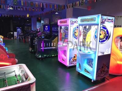 Cina Macchine premiate di divertimento della macchina della gru dell'artiglio della tigre 2 della macchina pp del gioco di vendita dei giocattoli a gettoni del fermo da vendere in vendita