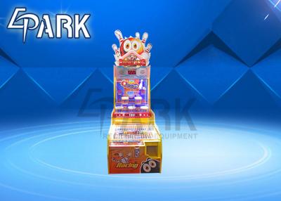 China Arcade Basketball Style Pitching Ball Game Machine met hoogglans schilderij Te koop